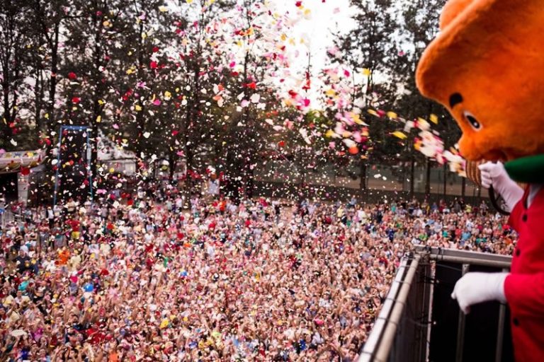 Expoflora, considerada a maior exposição de flores da América Latina
