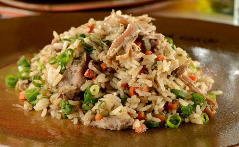 Origem do Arroz Carreteiro, deliciosa tradição dos pampas gaúchos Origem do Arroz Carreteiro, deliciosa tradição dos pampas gaúchos